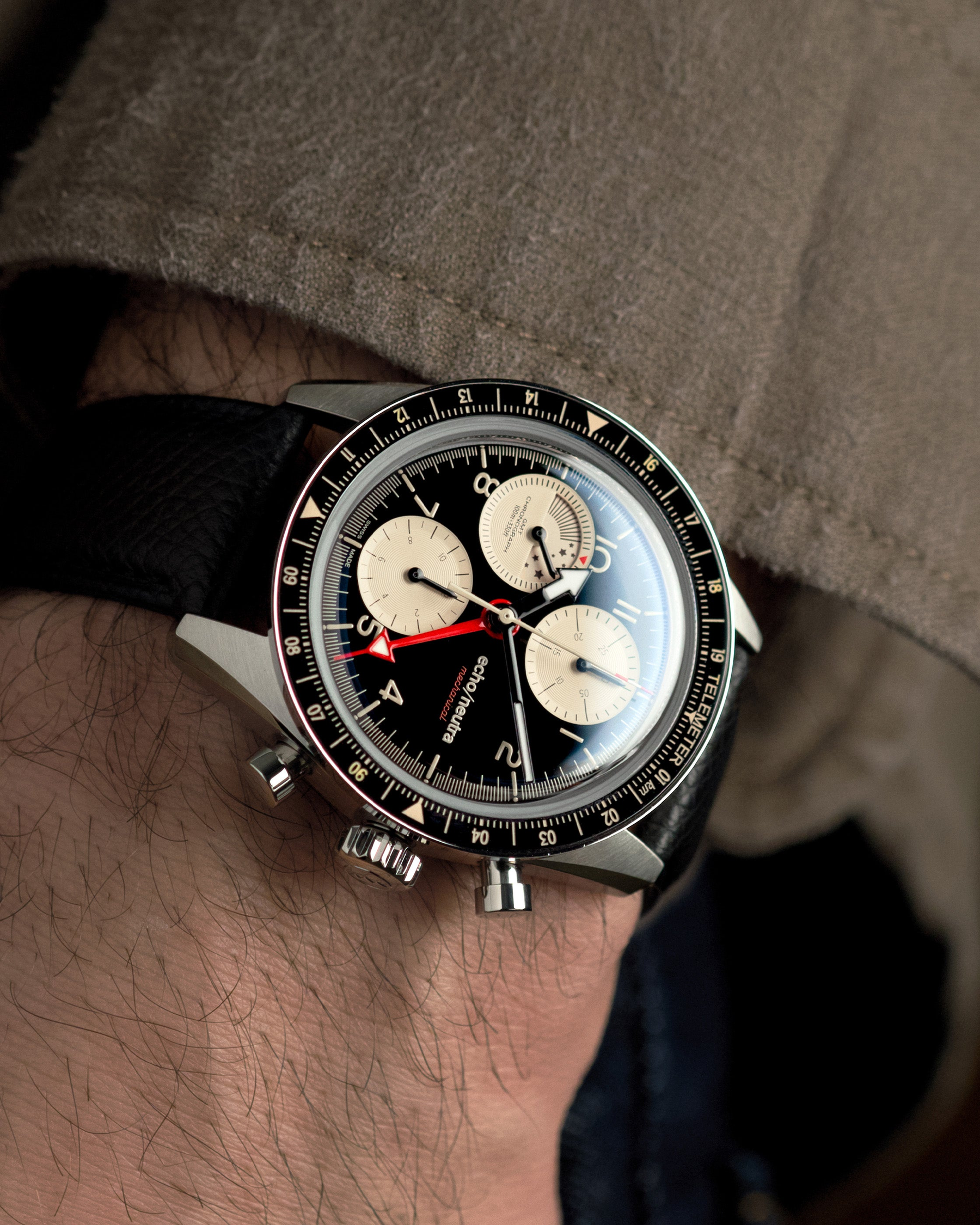 1956 Chrono GMT – echo/neutra